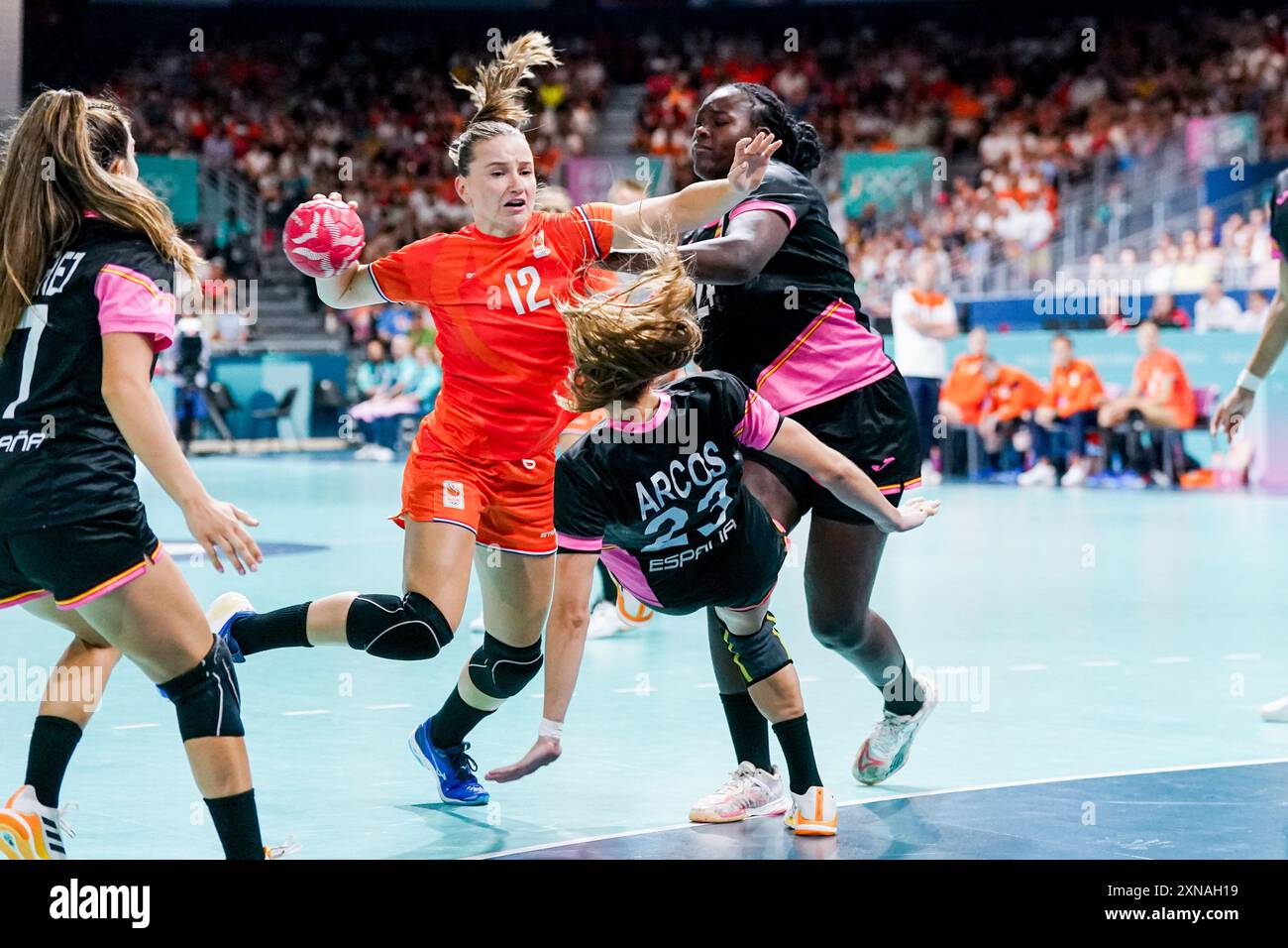 Bo van Wetering of The Netherlands, Handball, Women's Preliminary Round ...