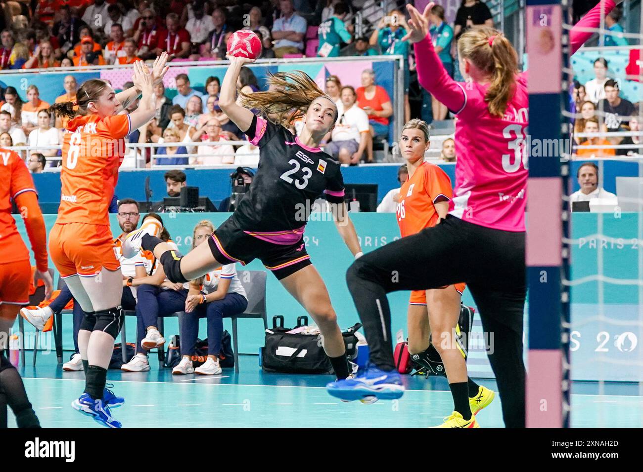 Paula Arcos of Spain and Laura van der Heijden, Yara ten Holte of The ...