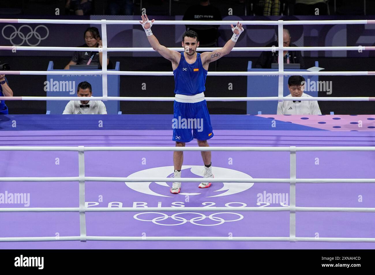 Spain's Jose Quiles celebrates after defeating Kazakhstan's Makhmud ...