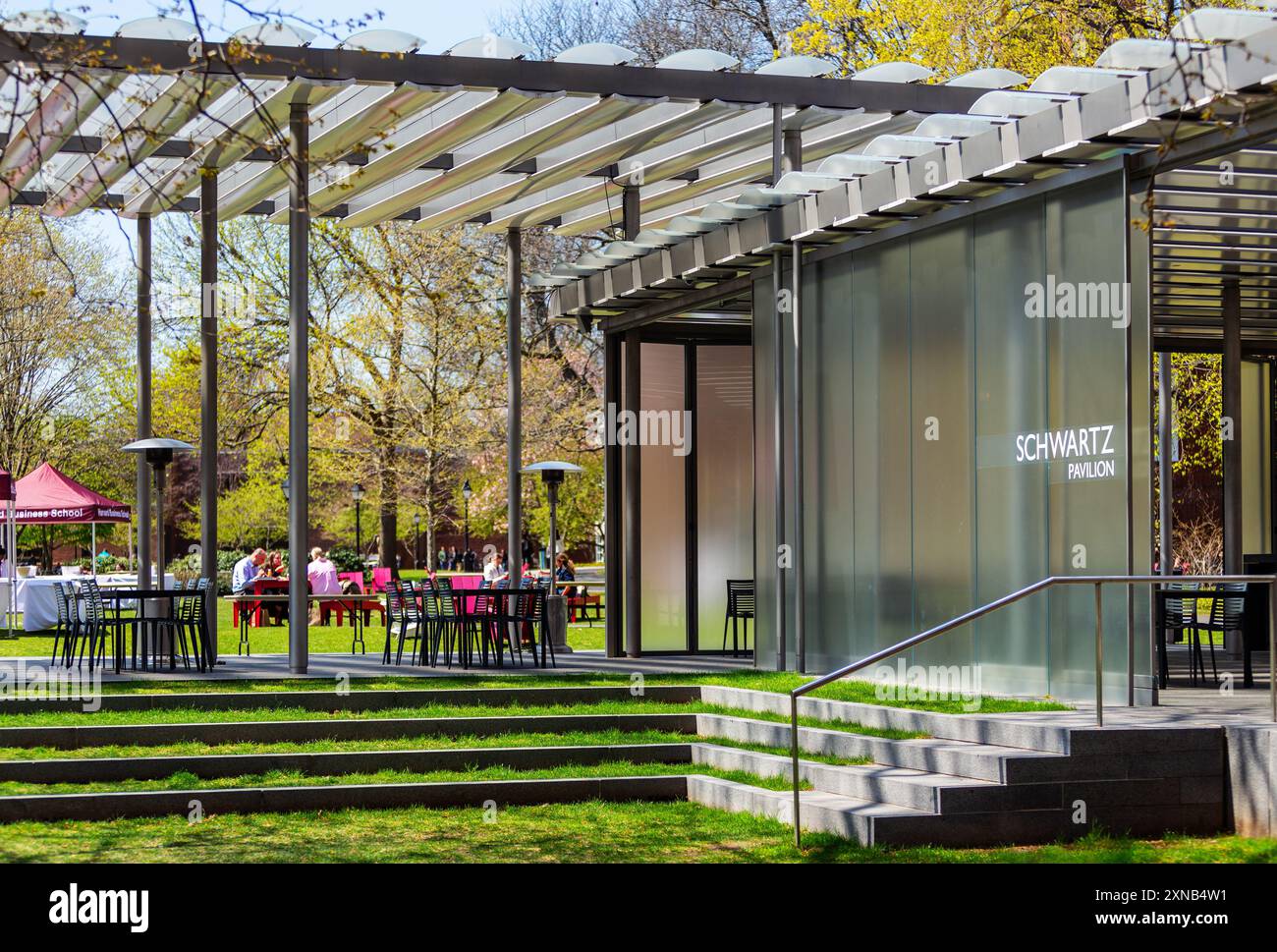 Massachusetts wealth management hub hi-res stock photography and images ...