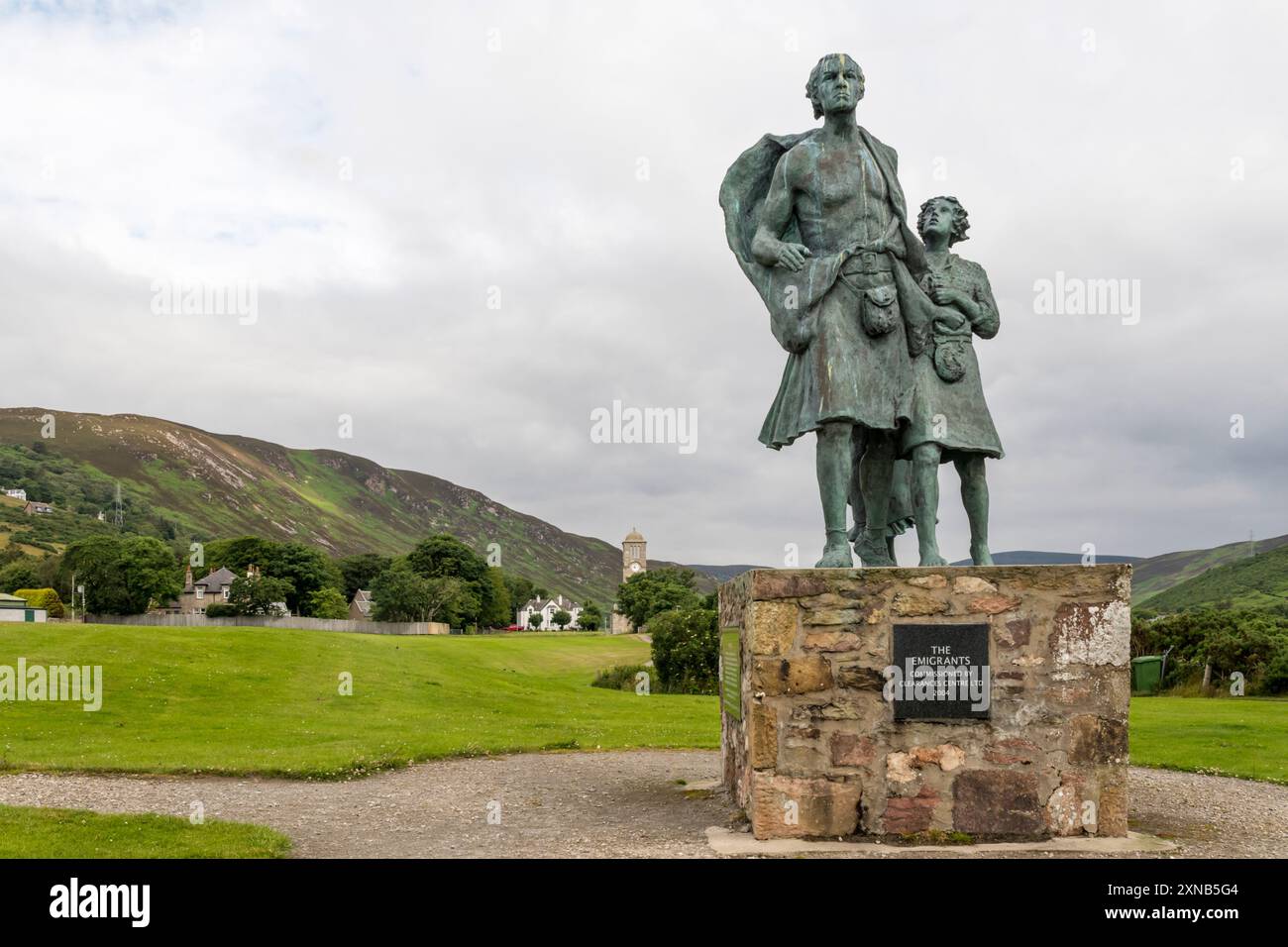 The Emigrants statue by Gerald Laing at Helmsdale in Scotland Stock ...