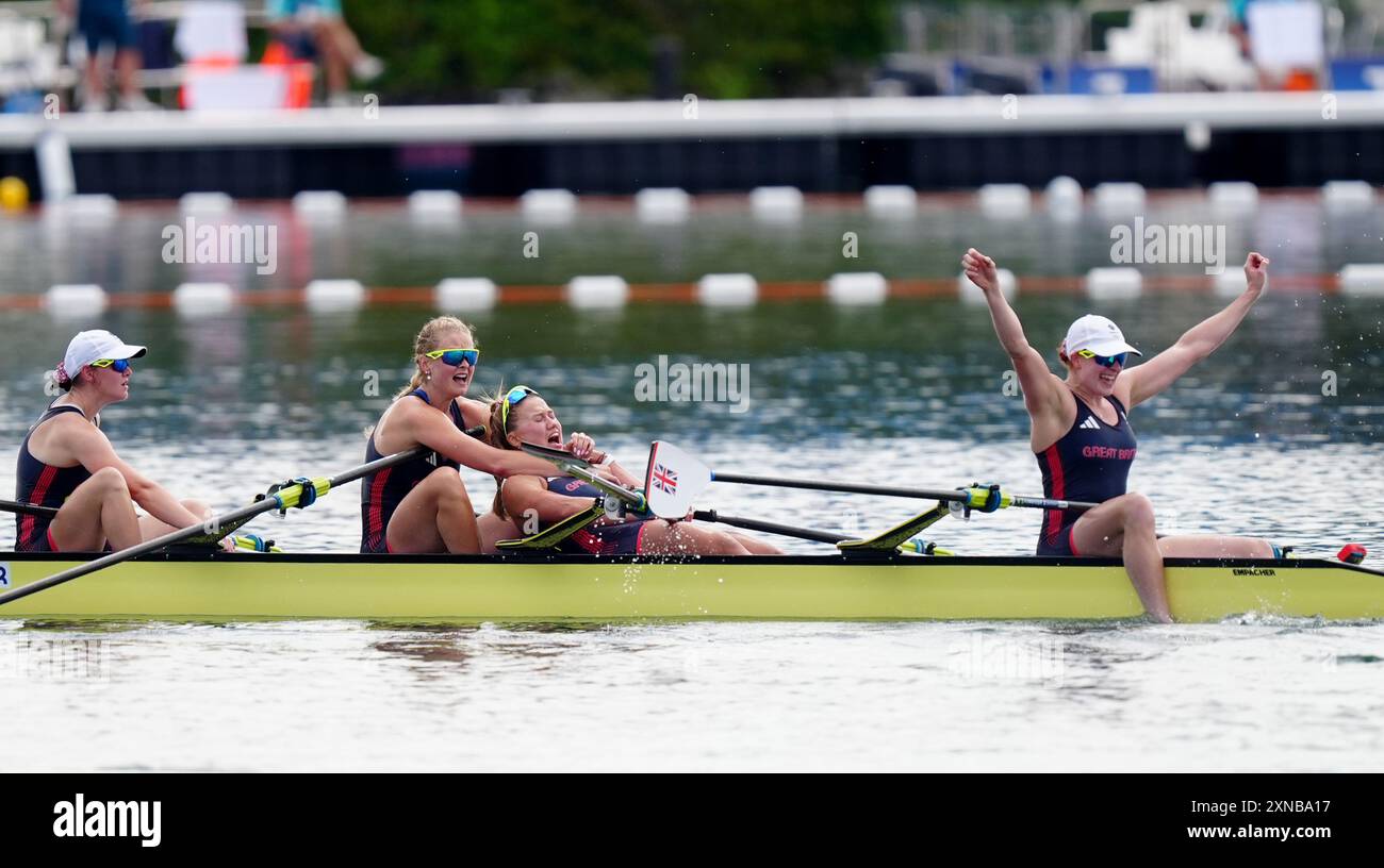 Great Britain’s Lauren Henry, Hannah Scott, Lola Anderson and Georgie ...