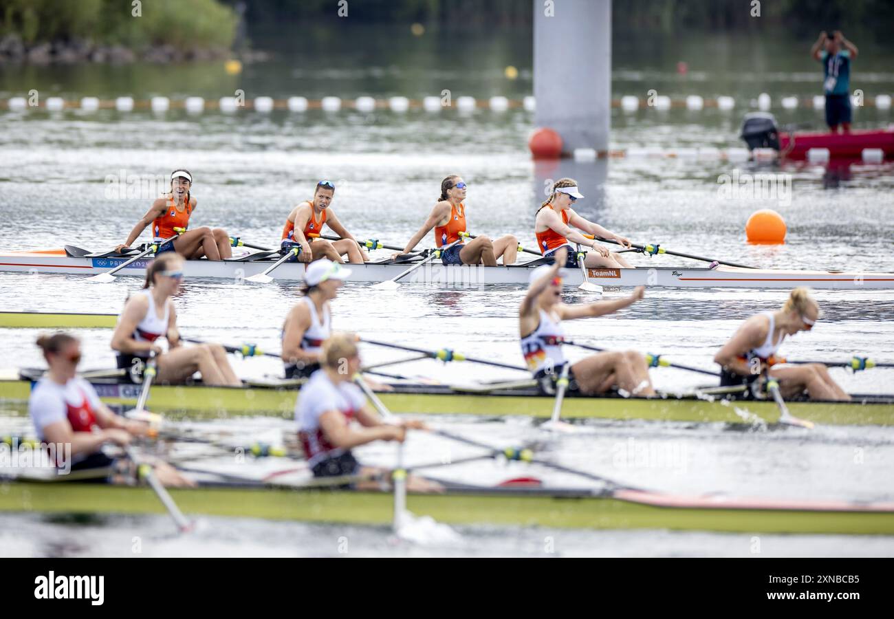 PARIS - Laila Youssifou, Bente Paulis, Roos de Jong and Tessa Dullemans ...