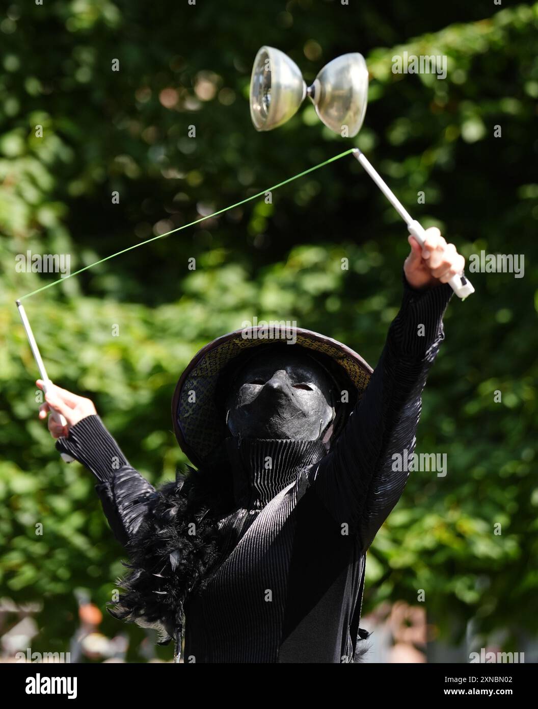 Japanese contemporary circus troupe, Cirquework, at the Scots Monument ...