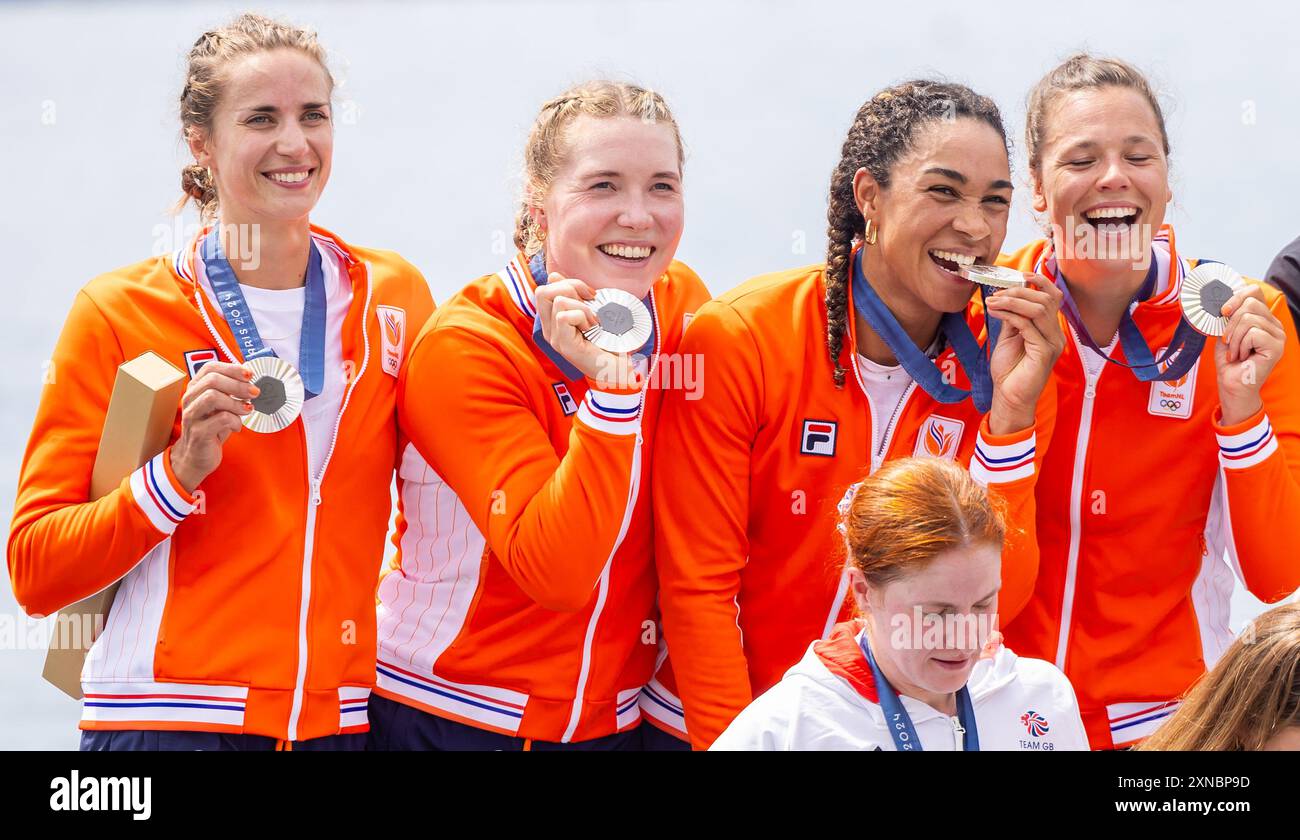 PARIS - Bente Paulis, Laila Youssifou, Roos de Jong and Tessa Dullemans ...