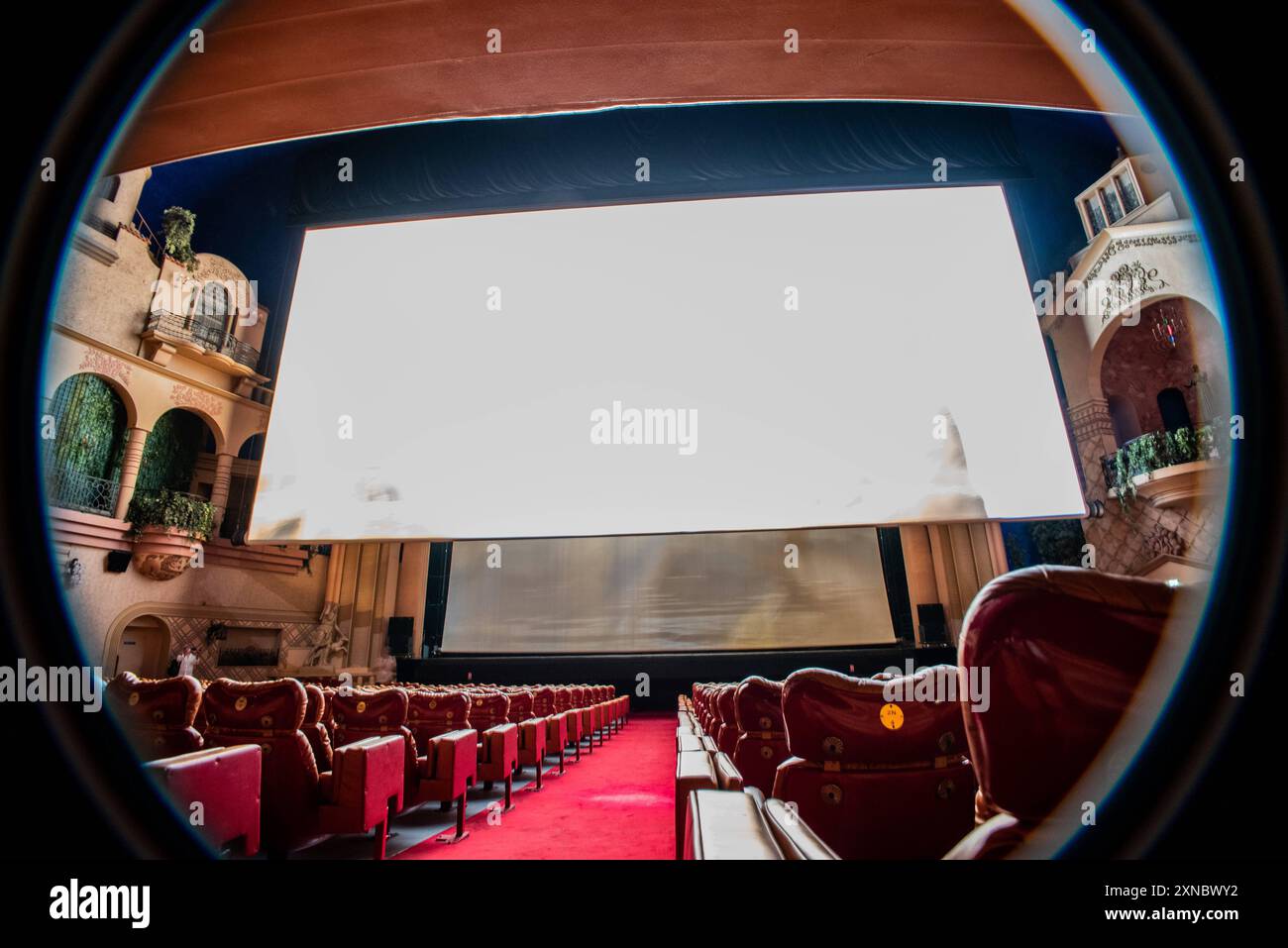 FRANCE-CINEMA-LANDSCAPE-PARIS Discovering the largest cinema in Paris ...