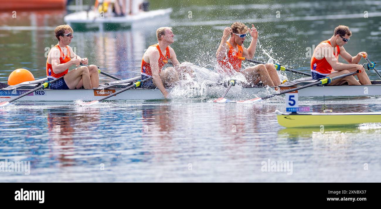 PARIS - Finn Florijn, Koen Metsemaker, Lennart van Lierop and Tone ...