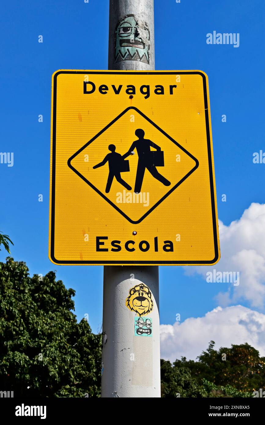 School board signage hi-res stock photography and images - Alamy