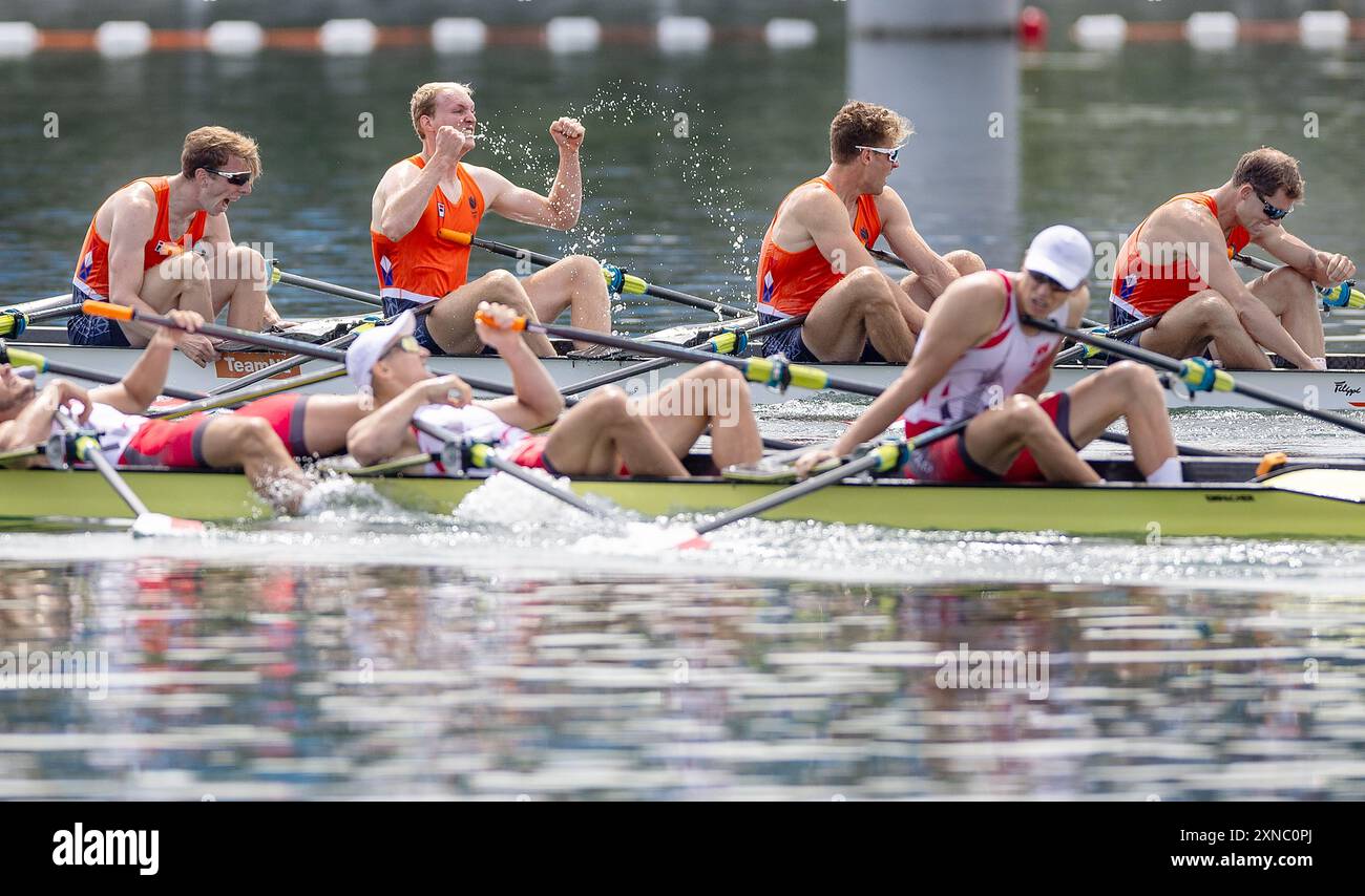 PARIS - Finn Florijn, Koen Metsemaker, Lennart van Lierop and Tone ...