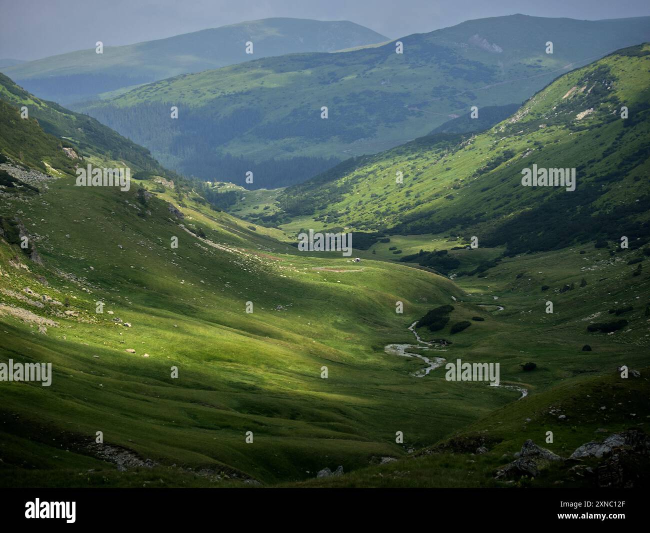 Romania transylvania transalpine peak hi-res stock photography and ...