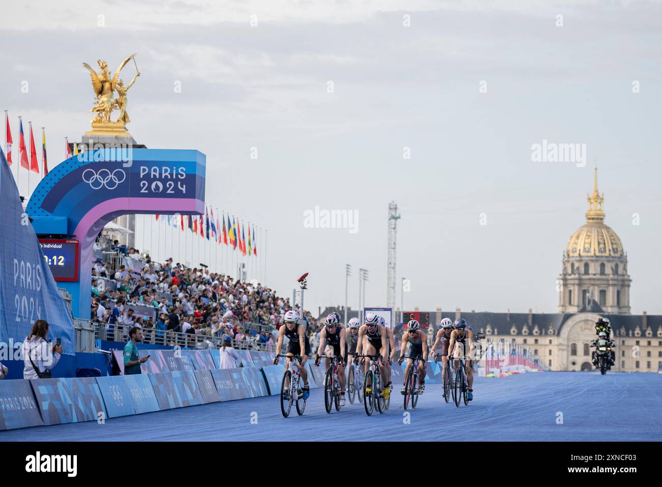 Paris, France. 31st July, 2024. General view of the olympic triathlon ...