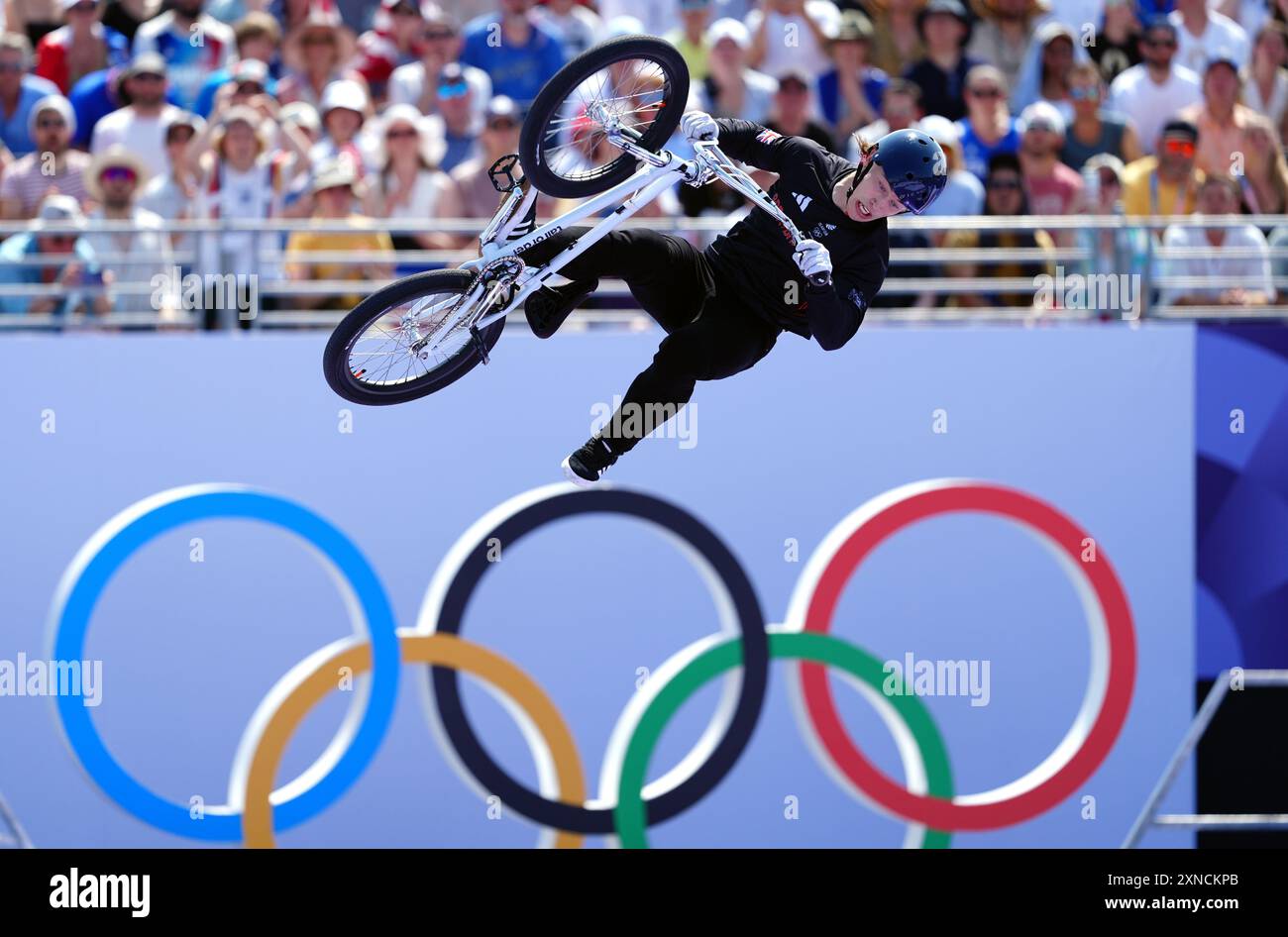 Mens bmx freestyle hi-res stock photography and images - Alamy