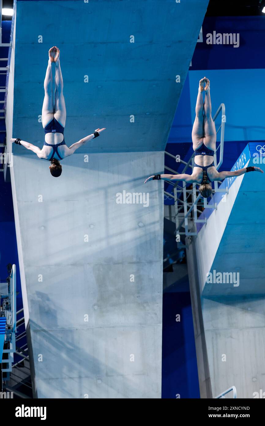 Andrea Spendolini and Lois Toulson of Great Britain compete during ...
