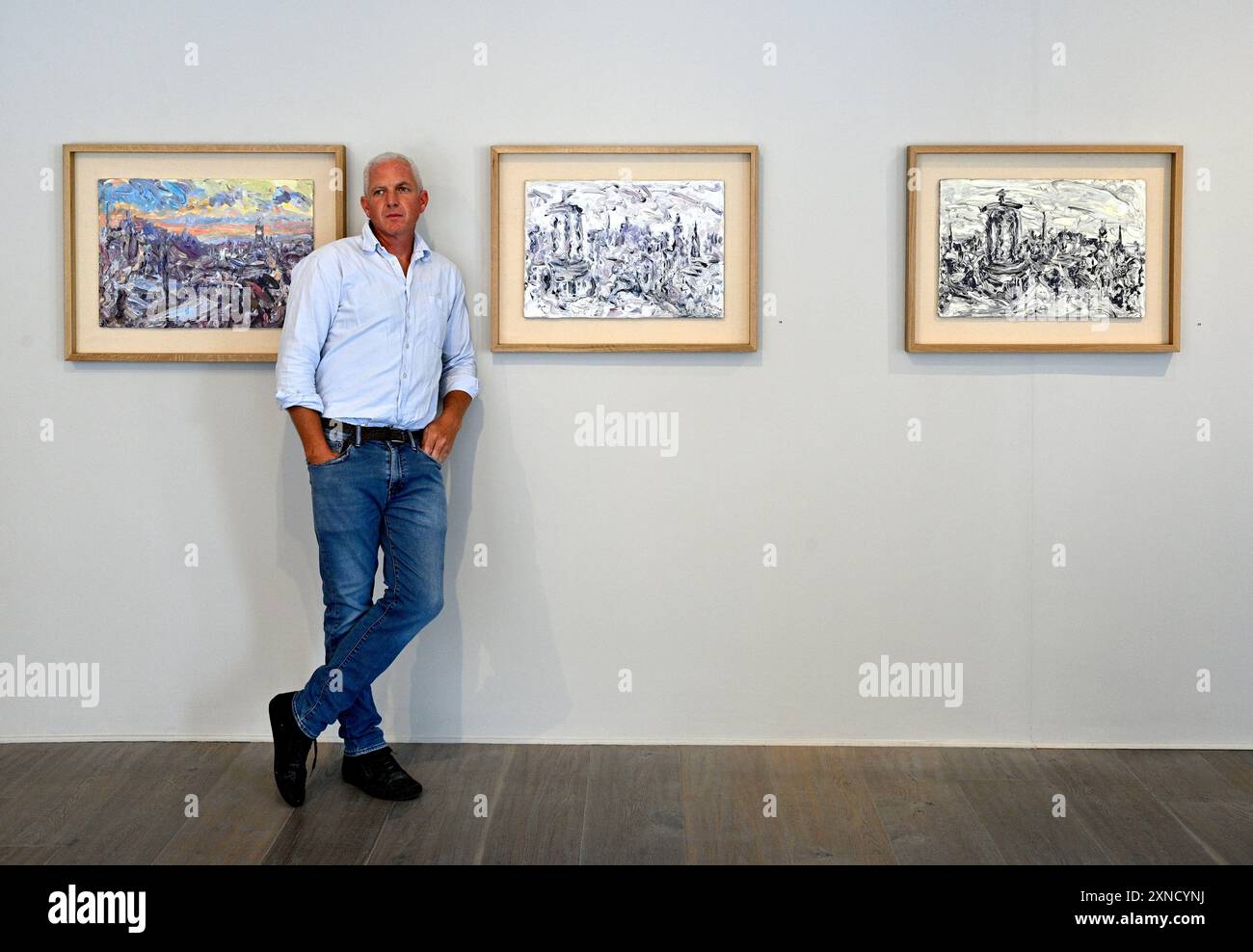 Edinburgh, Scotland, UK. 31st Jul 2024. Geoff Uglow with his art. The ...