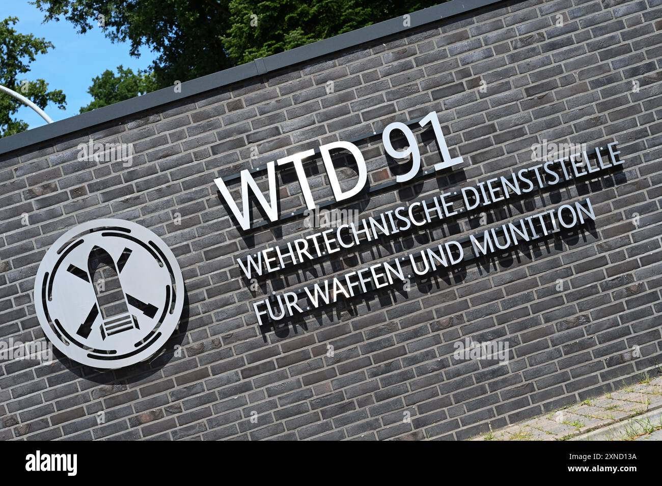 Monition weapons hi-res stock photography and images - Alamy