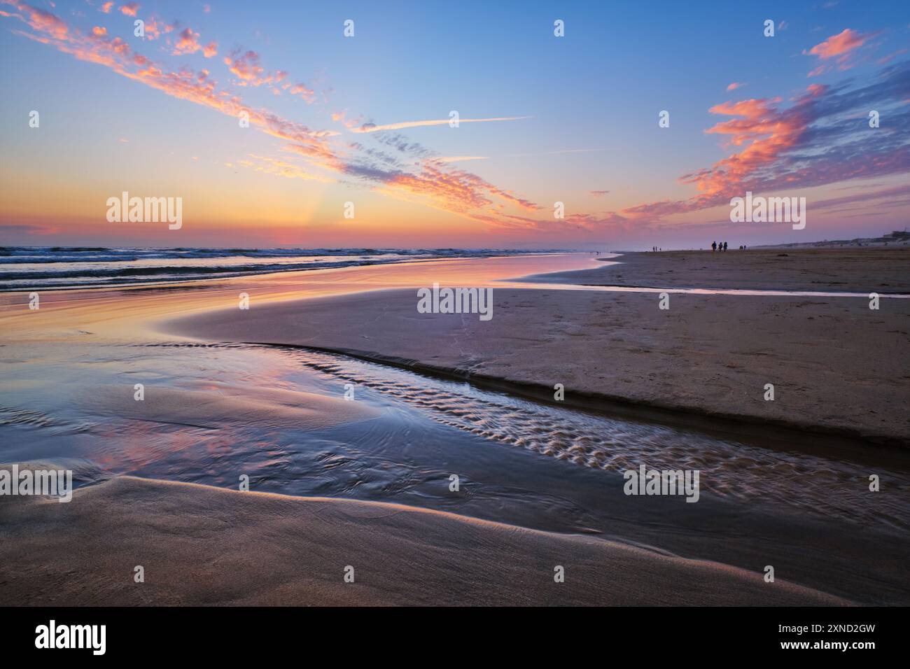 Atlantic ocean after sunset with surging waves at Fonte da Telha beach ...