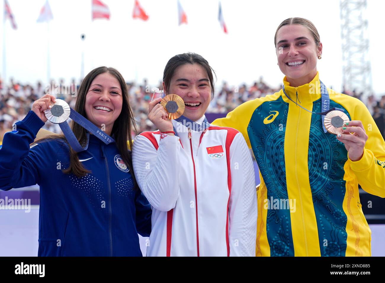 Silver medalist Perris Benegas, of the United States, gold medalist ...