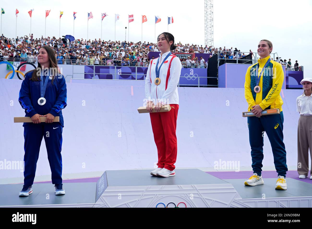 Silver medalist Perris Benegas, of the United States, gold medalist ...