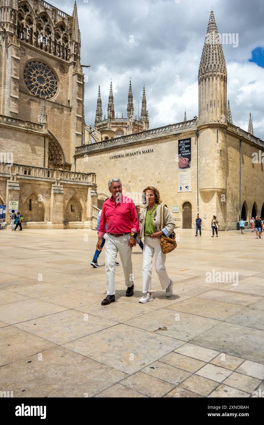 People and tourists outside the Cathedral of Saint Mary the virgin in ...