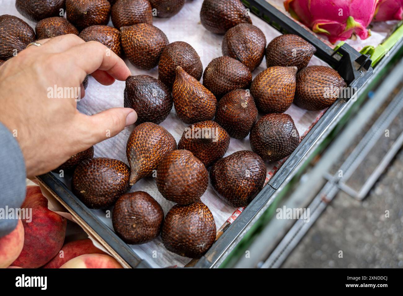 Vienna austria august 2022 naschmarkt hi-res stock photography and ...