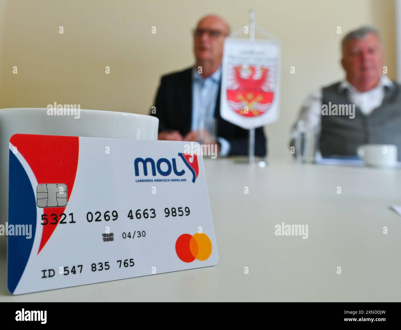 31 July 2024, Brandenburg, Vierlinden: The payment card for asylum ...