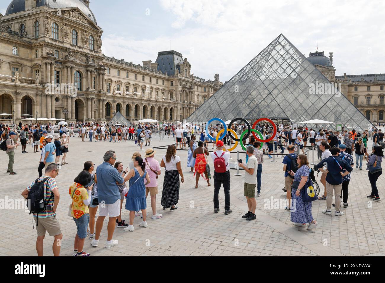 2024 paris olympic games art hi-res stock photography and images - Alamy