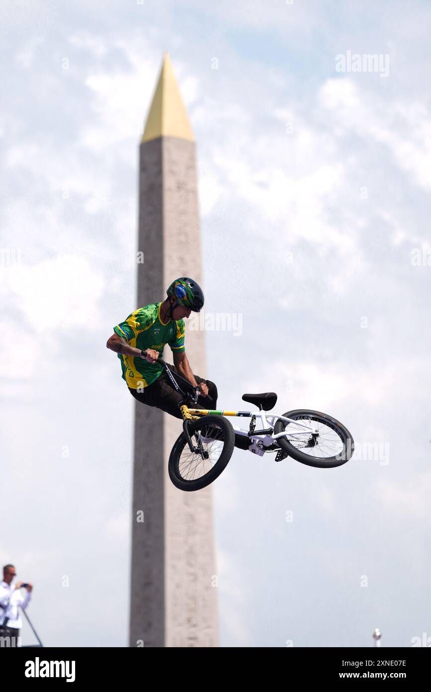 Paris, France. 31st July, 2024. BMX Freestyle Men's Park Final on day ...