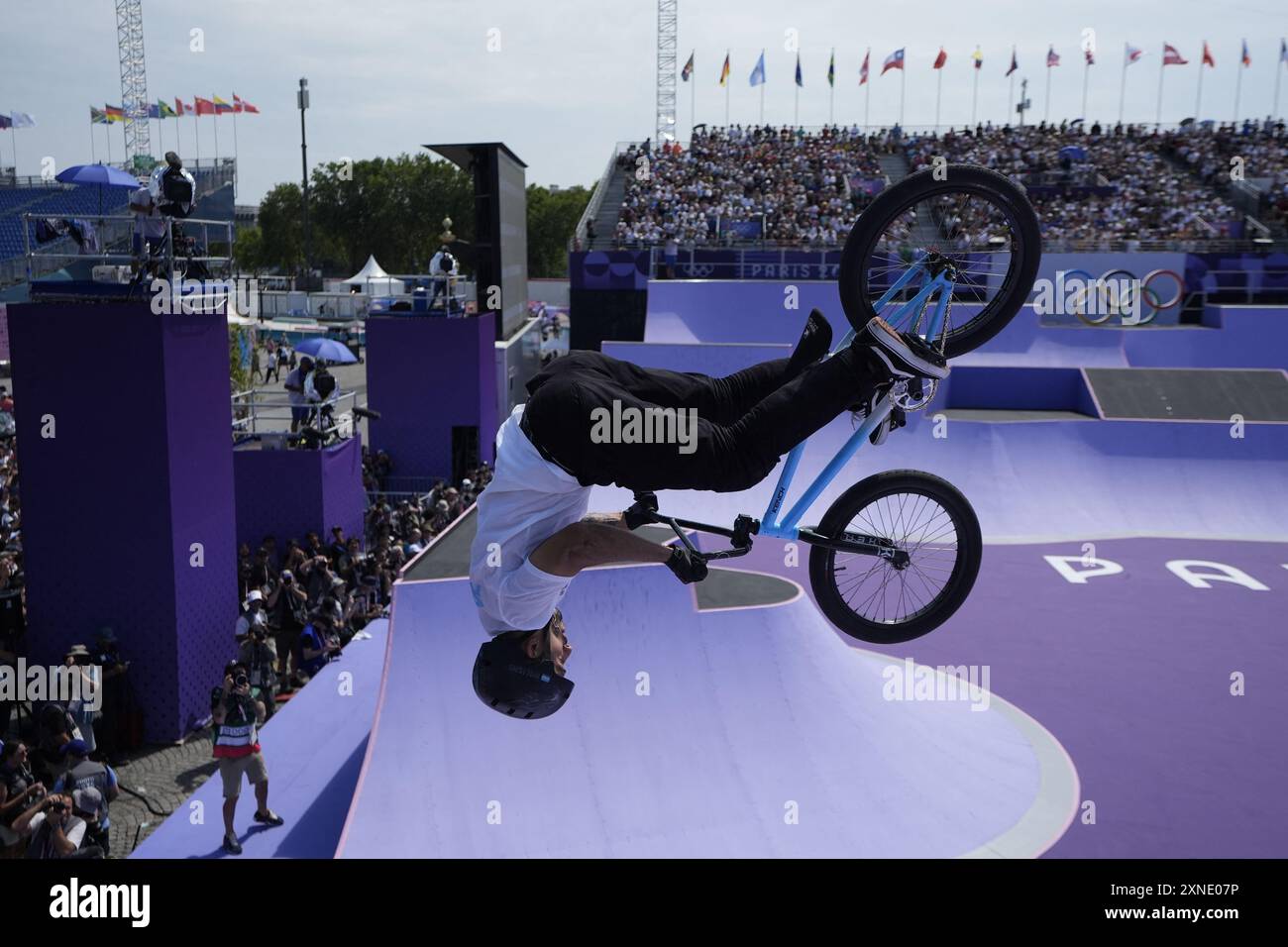 Paris, France. 31st July, 2024. Argentina's Jose Torres Gil competes in ...
