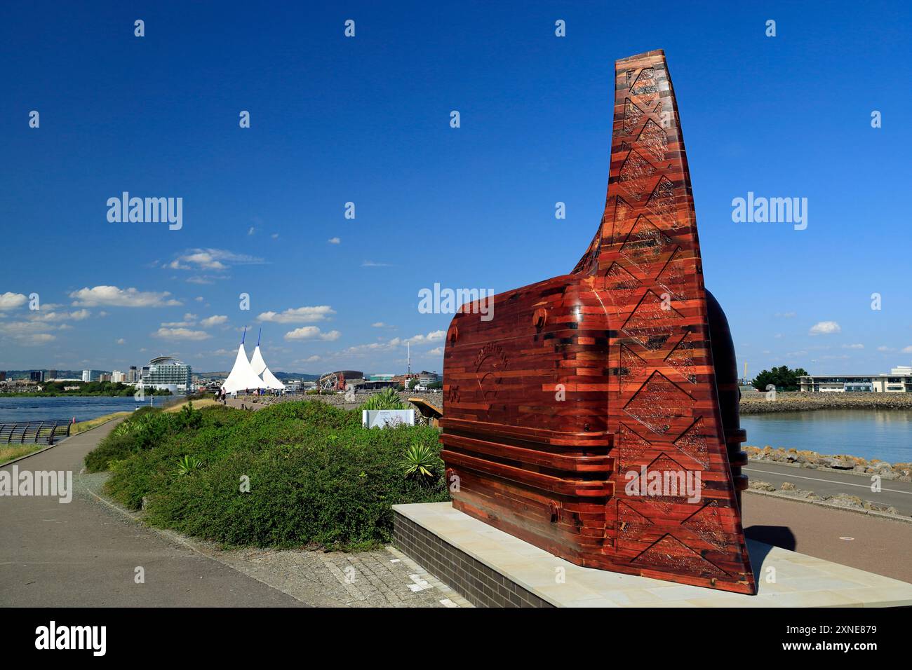 The Radio Flat Holm sculpture, designed by artist Glenn Davidson ...