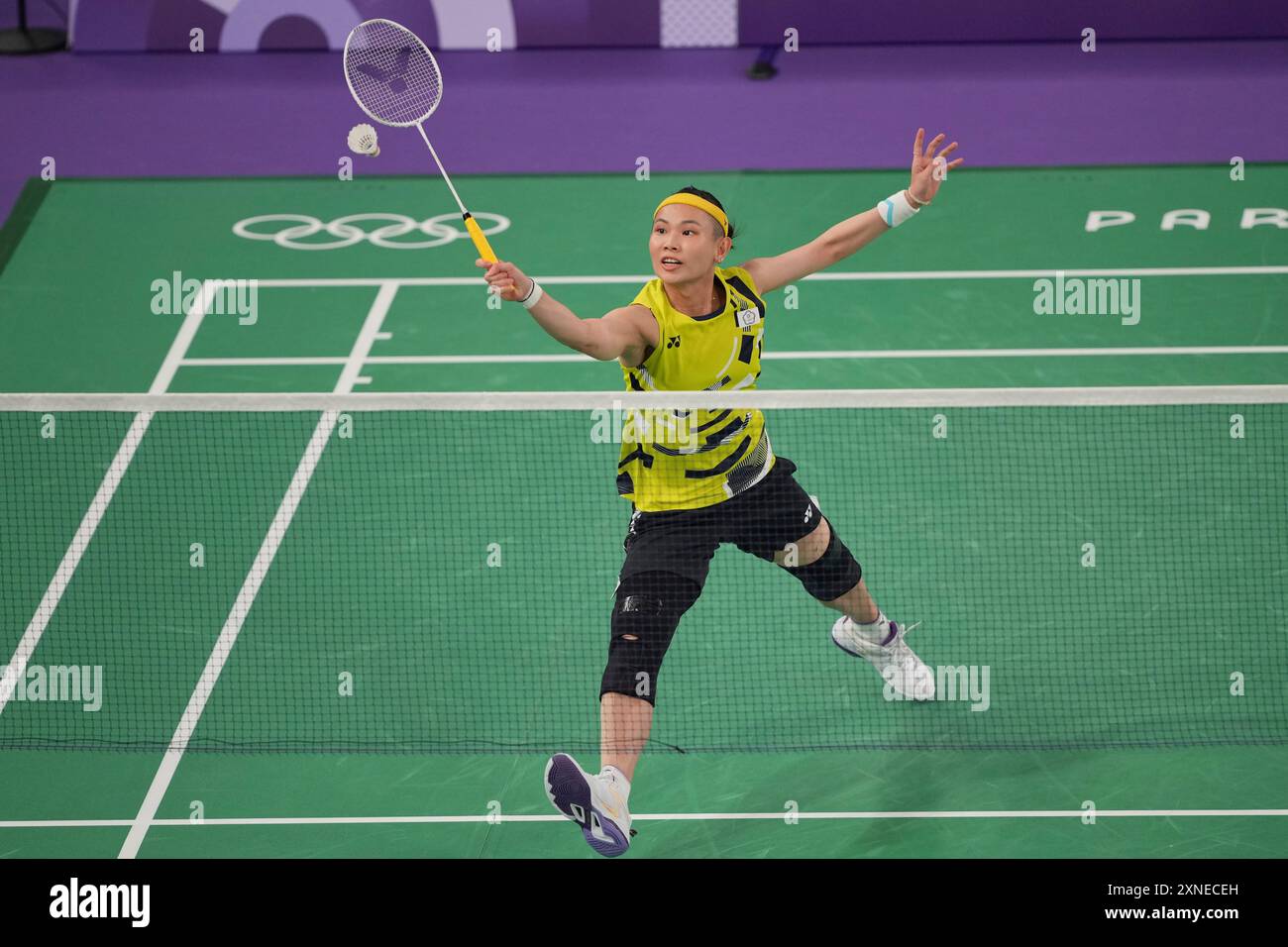 Taiwan's Tai Tzu-ying plays against Thailand's Ratchanok Intanon during ...