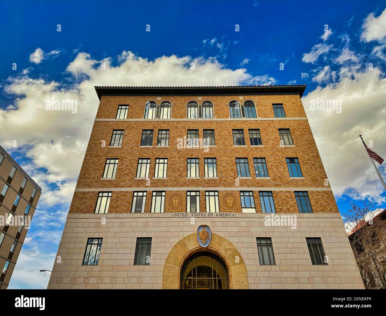 Exterior view of the new supreme court hi-res stock photography and ...