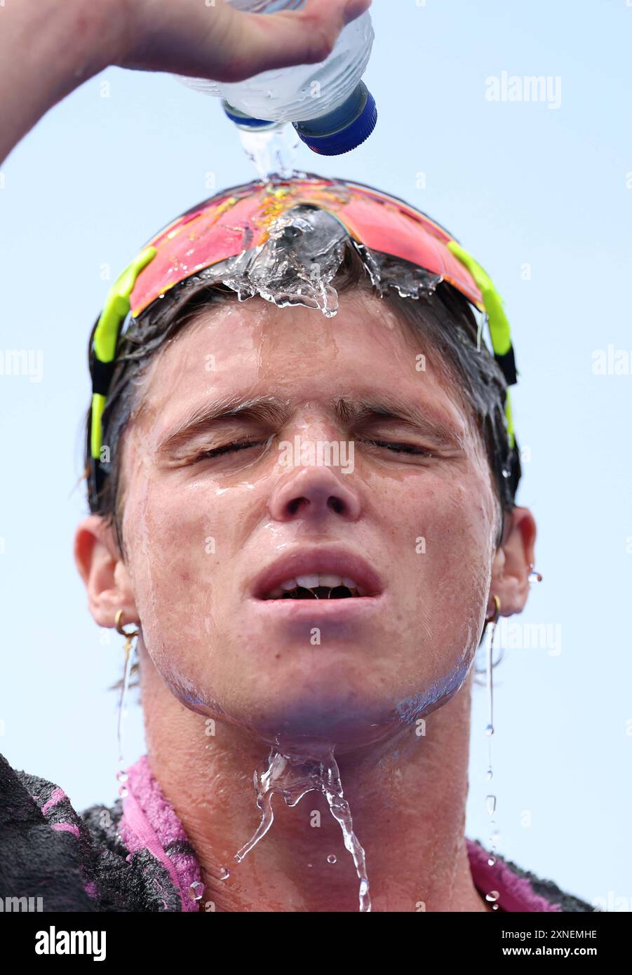 Paris, France. 31st July, 2024. Jamie Riddle of South Africa refreshes ...