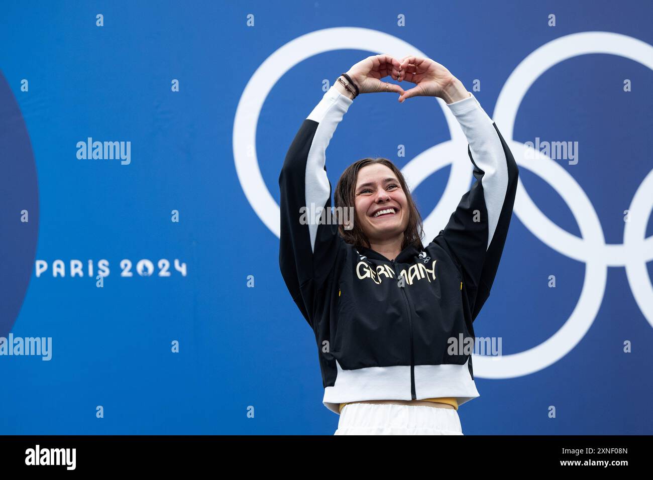 LILIK Elena (Deutschland) jubelt ueber Platz 2 und die Silber Medaille ...