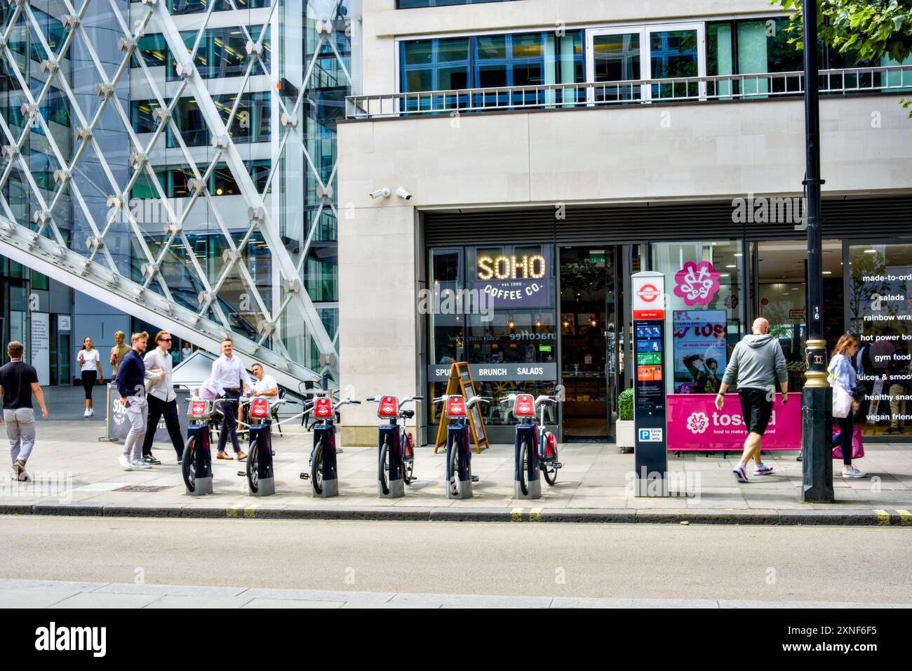 Baker street soho hi-res stock photography and images - Alamy