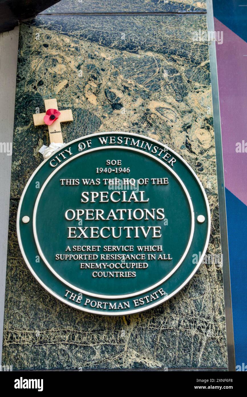 Special operations executive ww2 hi-res stock photography and images ...