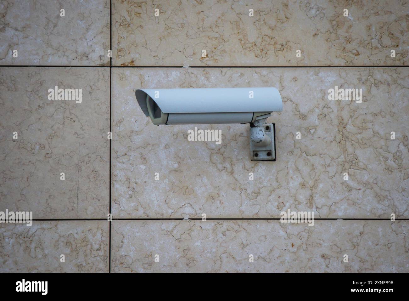 Looking up on cctv camera hi-res stock photography and images - Alamy