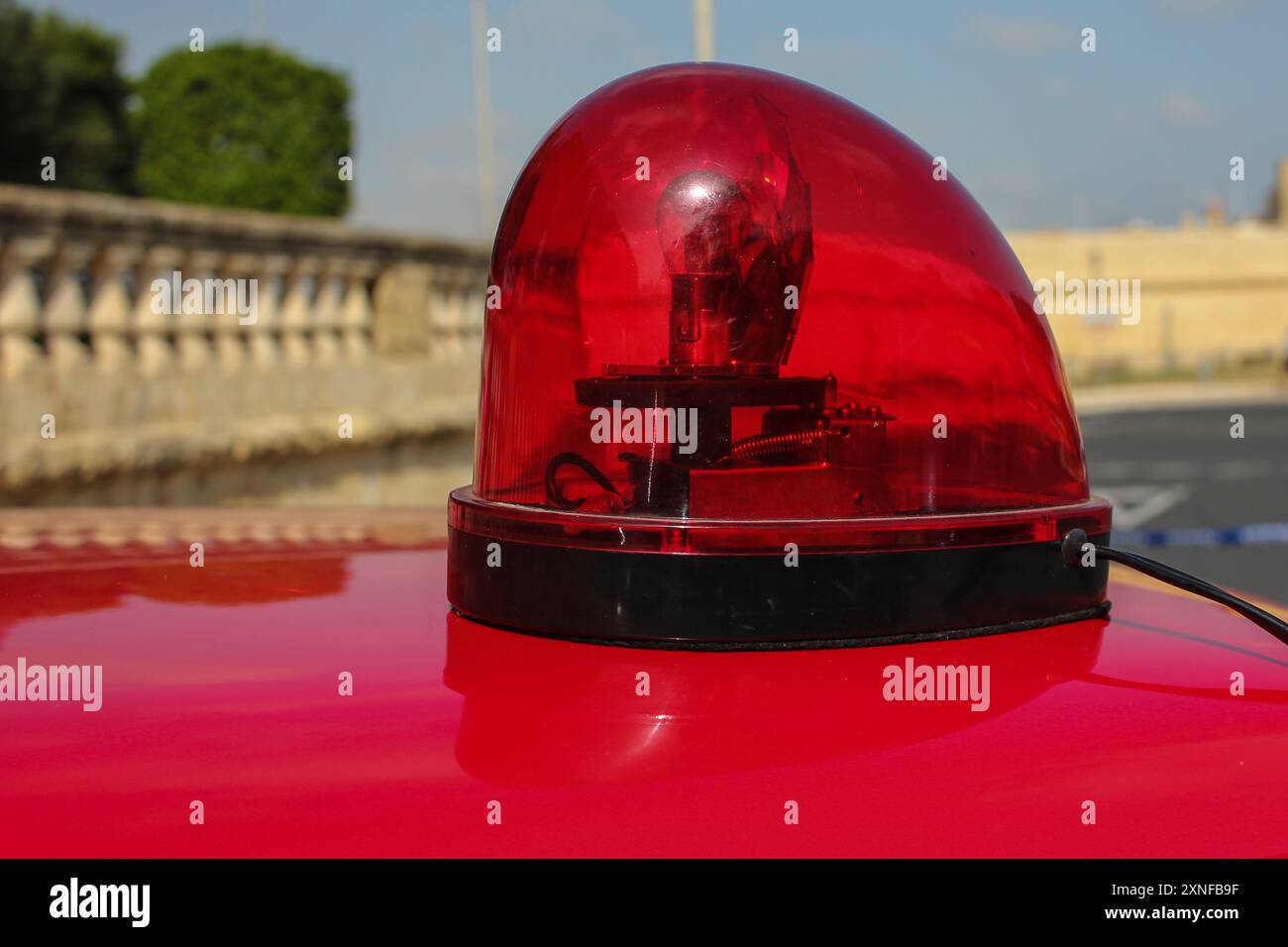 red emergency light on a car roof Stock Photo - Alamy