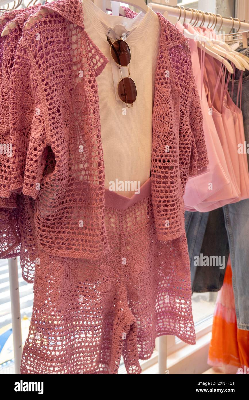 The Mango flagship store is located at 711 Fifth Avenue in New York ...