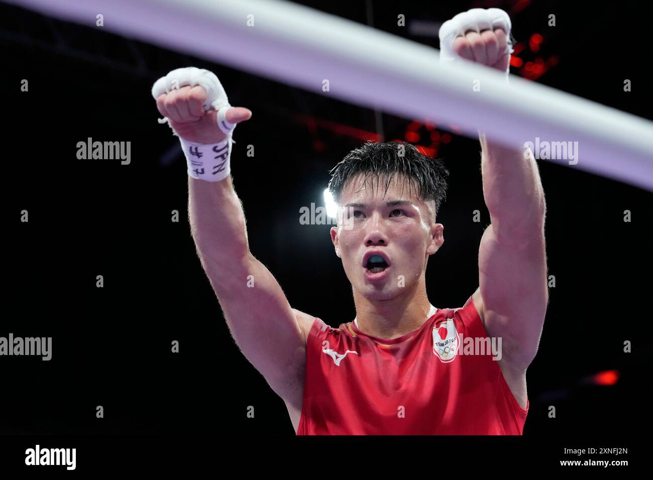 Japan's Shudai Harada celebrates after defeating Colombia's Yilmar ...