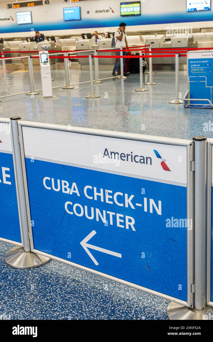 American airlines sign cuba hi-res stock photography and images - Alamy