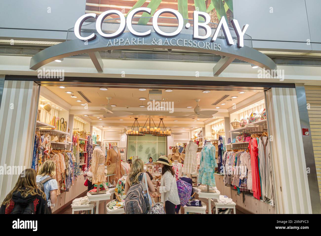 Coco bay clothing store hi-res stock photography and images - Alamy