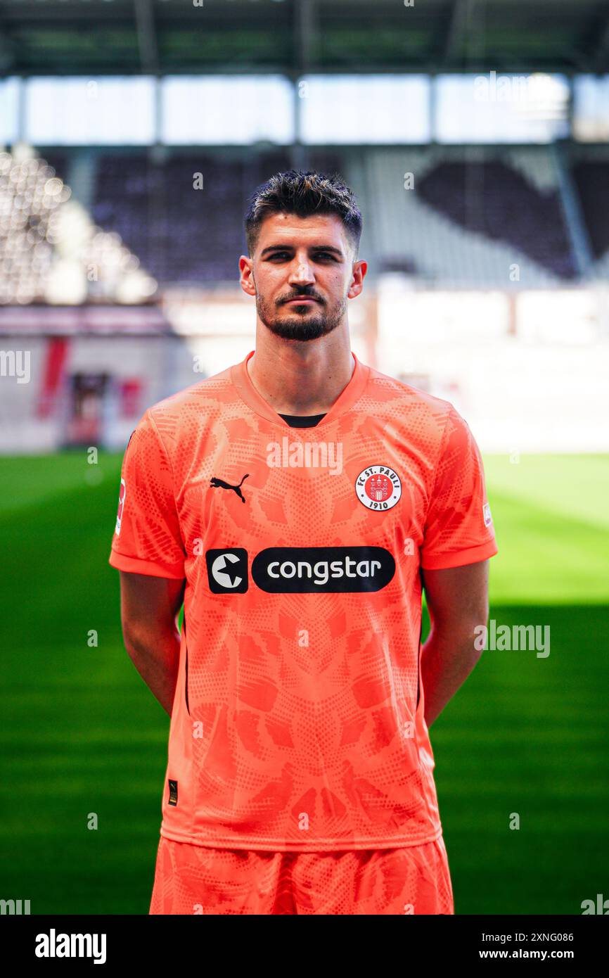 Nikola Vasilj (FC St. Pauli, #22) GER, FC St. Pauli, Fussball ...