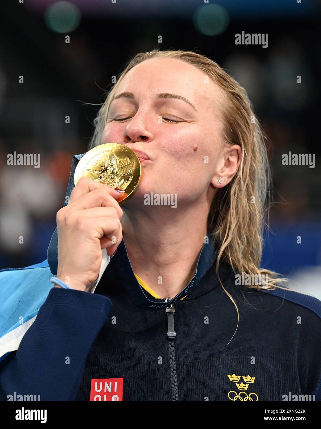 Paris, France. 31st July, 2024. Gold medallist Swedish swimmer Sarah ...