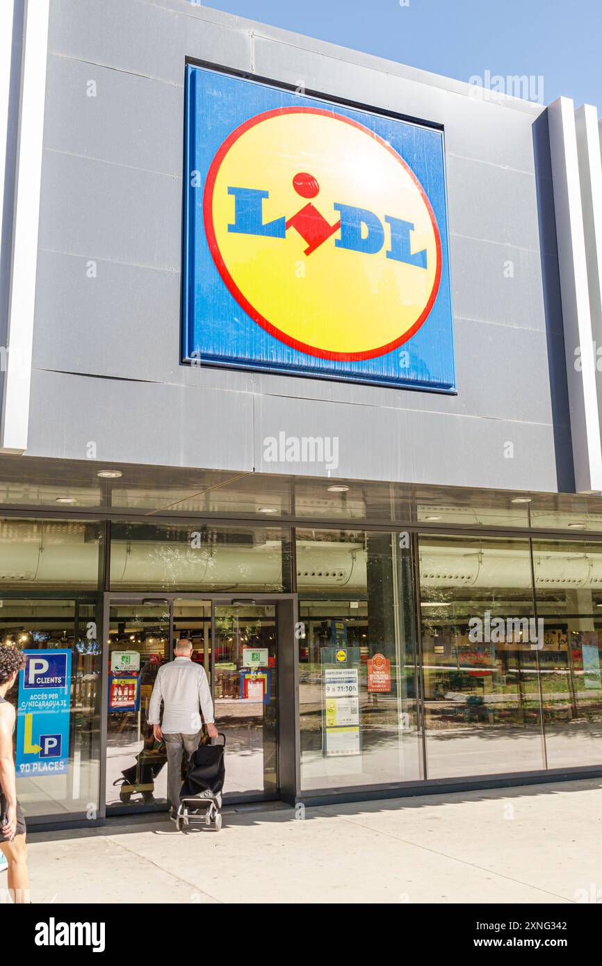 Barcelona Spain,Catalonia Catalunya,Carrer de Nicaragua Sants-Montjuic ...