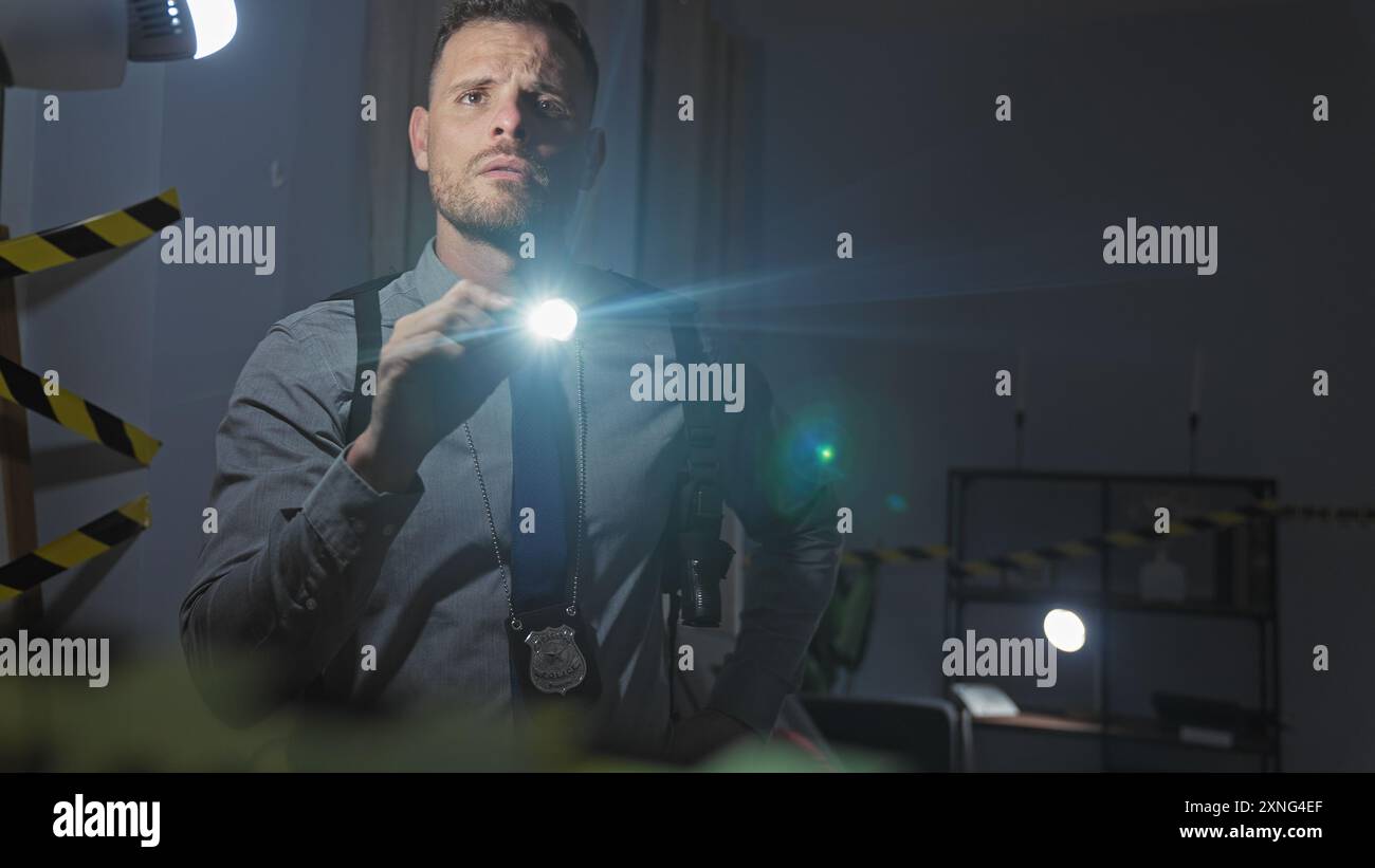 Using a flashlight hi-res stock photography and images - Alamy
