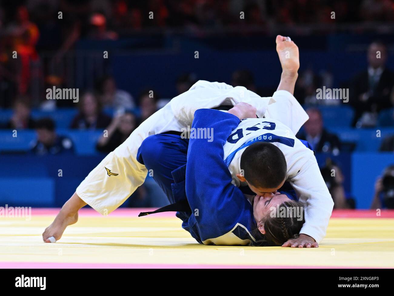 Paris, France. 31st July, 2024. Michaela Polleres (blue) of Austria ...