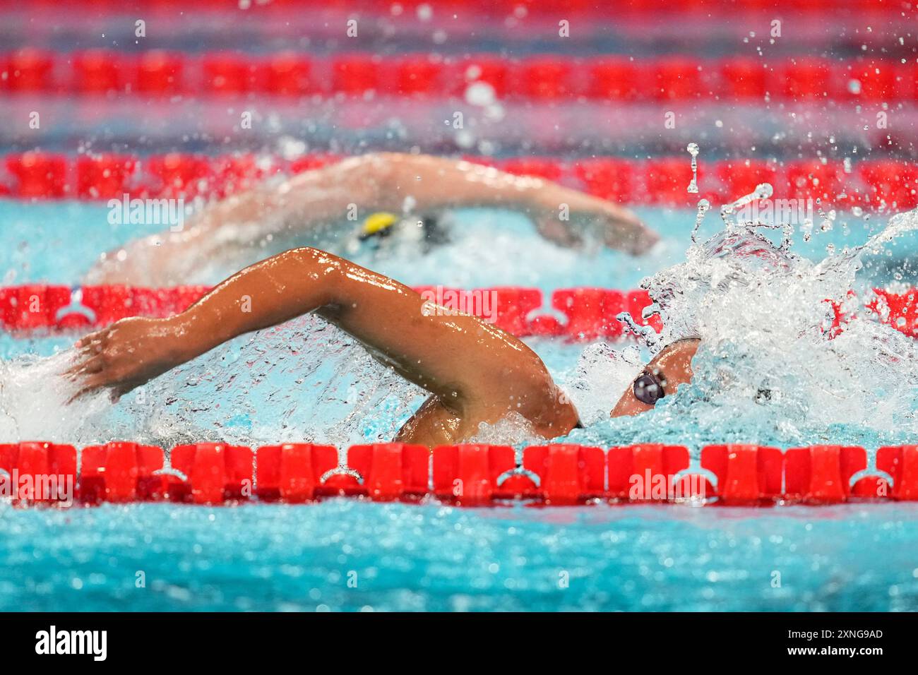 Simona Quadarella, of Italy, competes in the women's 1500-meter ...