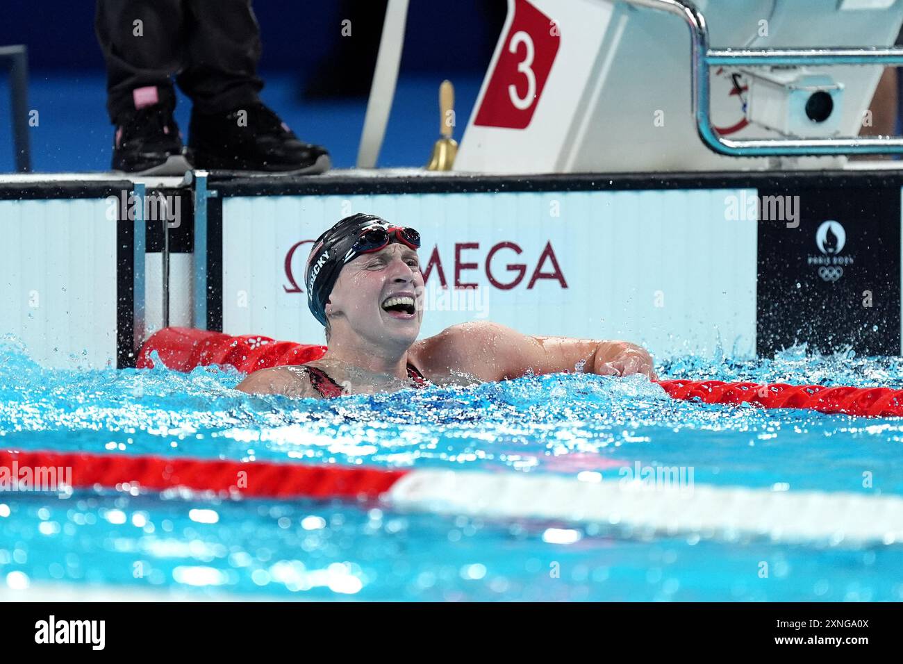 USA's Katie Ledecky celebrates after winning the women's 1500m ...