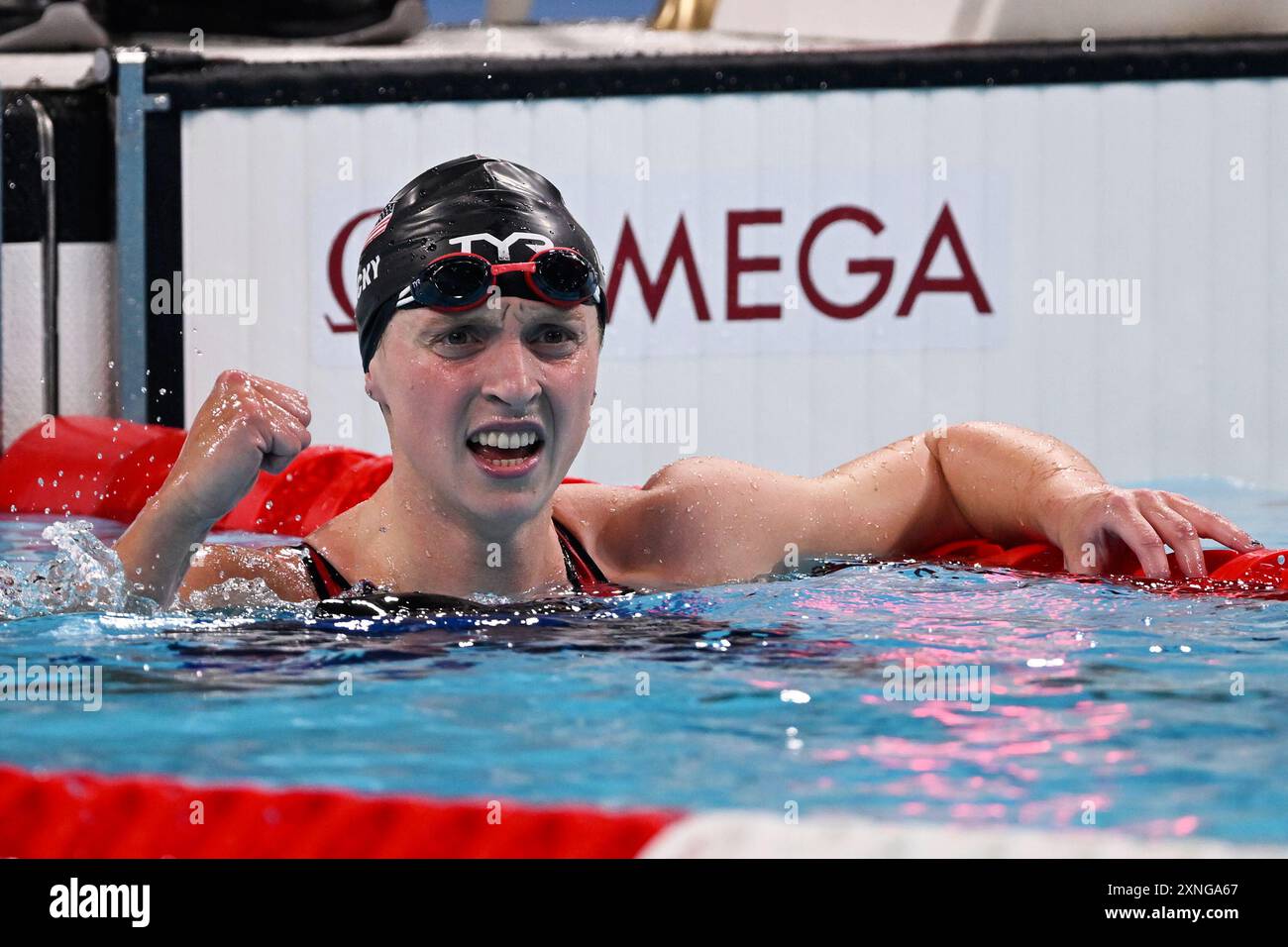Paris, France. 31st July, 2024. American swimmer Katie Ledecky reacts ...