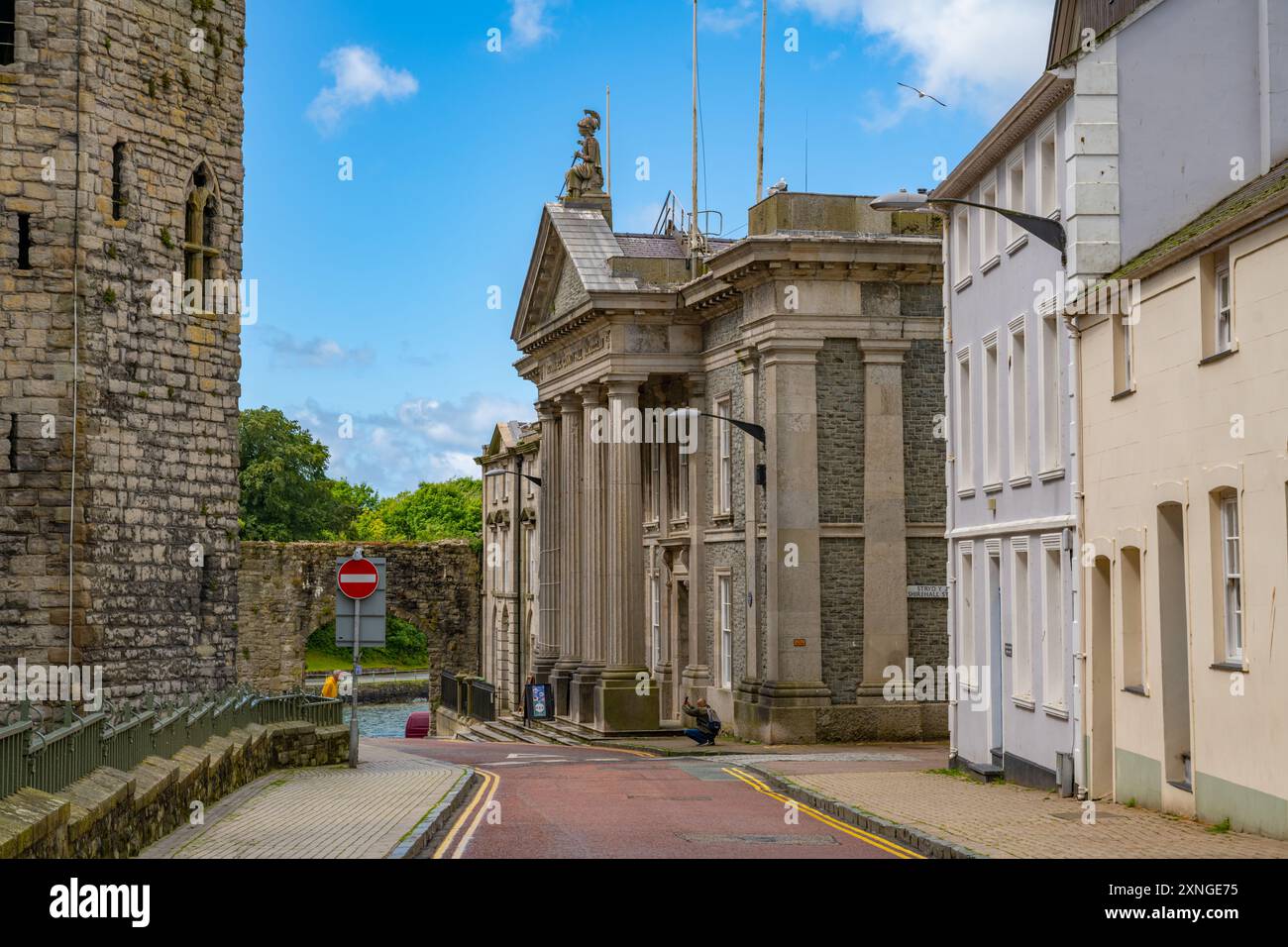 Old market hall caernarfon hi-res stock photography and images - Alamy